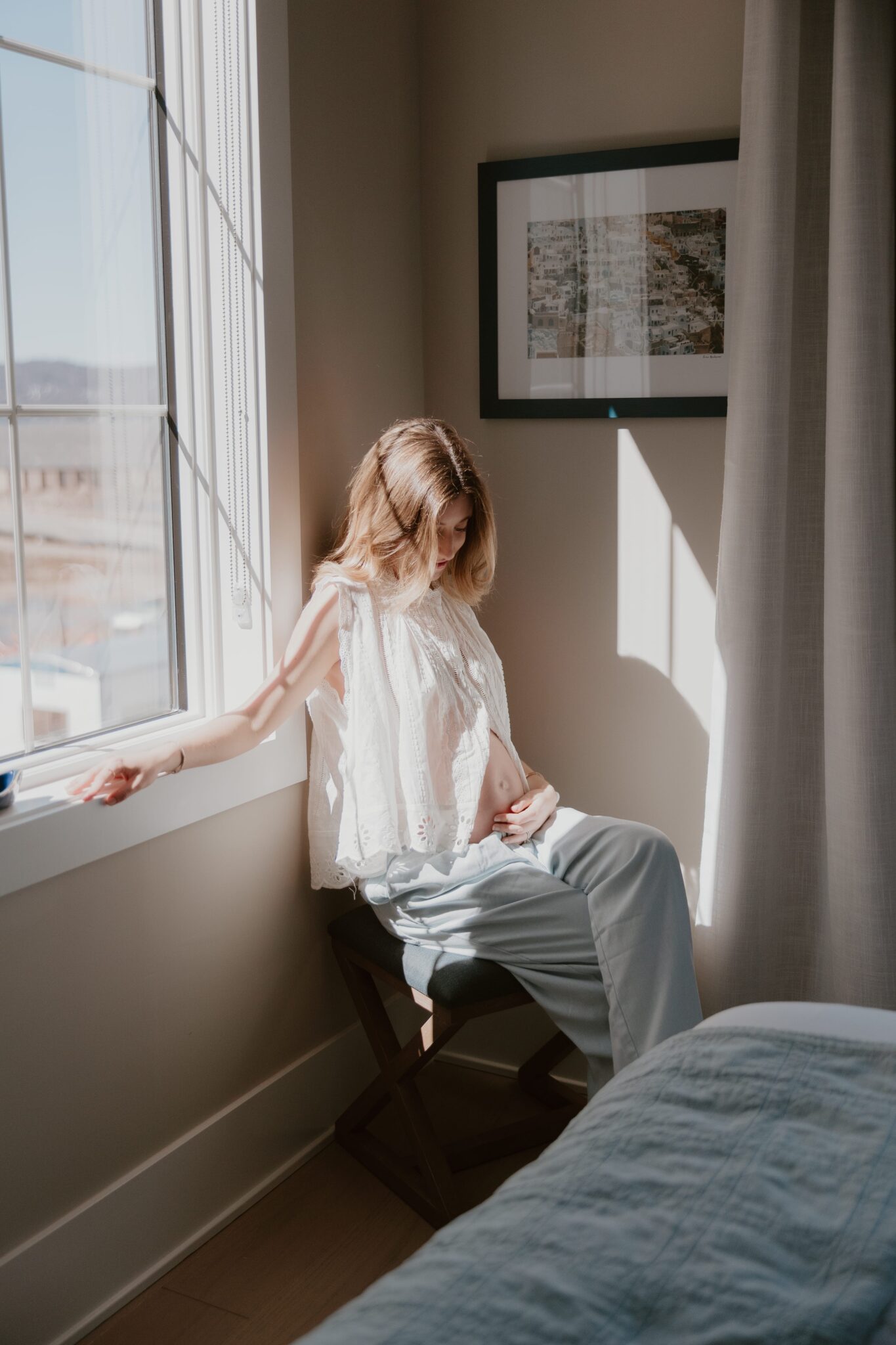 Top 5 Maternity Session Tips (With Natural Light!)